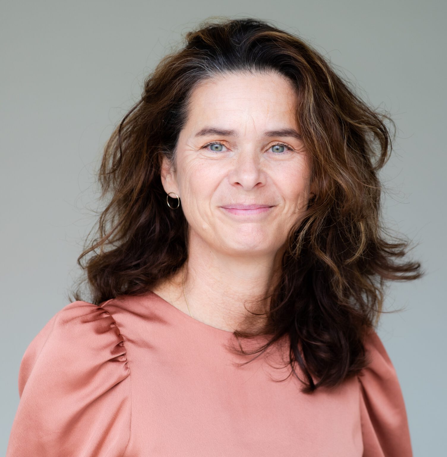 Over mij - Ellen den Hollander